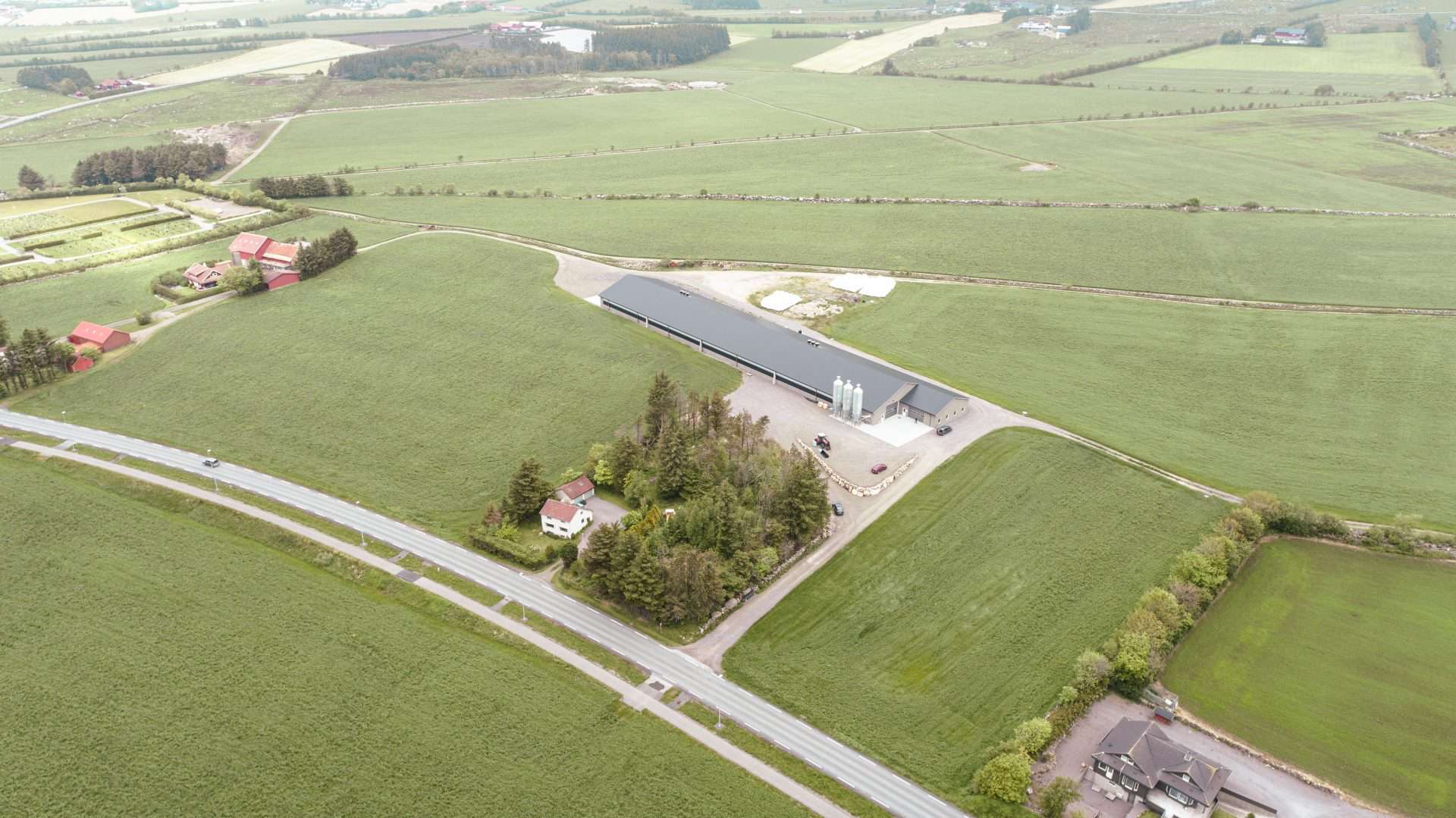 Moderne kyllinghus på Varhaug - Vigrestad Bygg